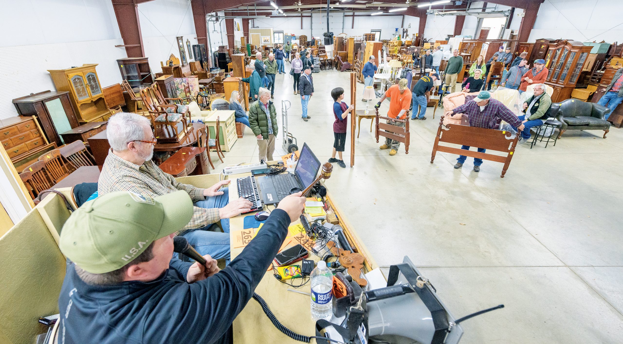 What You Need to Know Before Bidding at Auction - The Hunt Magazine